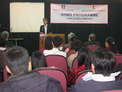 Dự án Hợp tác đào tạo sau đại học với trường ĐH Tổng hợp Amsterdam (Hà ...